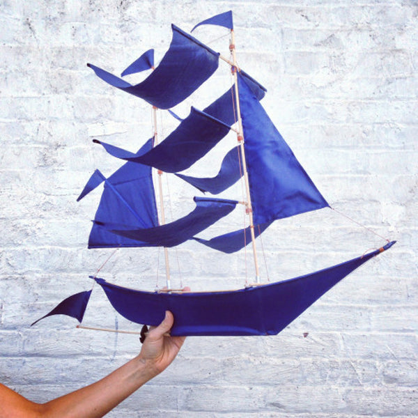 Haptic Lab Sailing Ship Kite – Indigo – Elenfhant